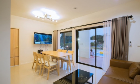 พูลวิลล่าหรูเขาใหญ่ สไตล์มินิมอล สระน้ำส่วนตัว ฟรี หมูกระทะ ถ่านและน้ำแข็ง By Fin House Khao Yai ...